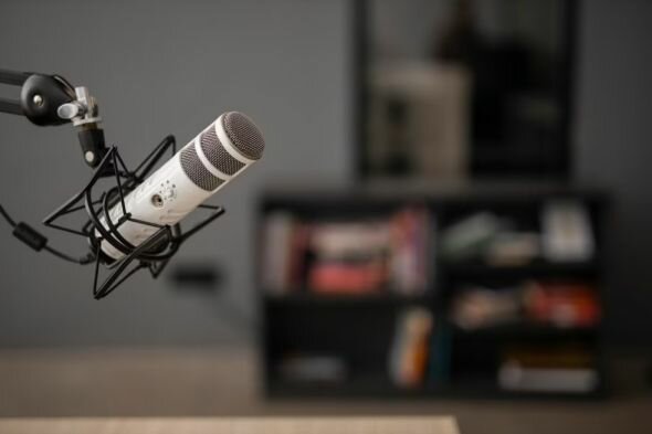 Podcast Digemari Banyak Orang, Ini Alasannya - Menginfokan Untukmu